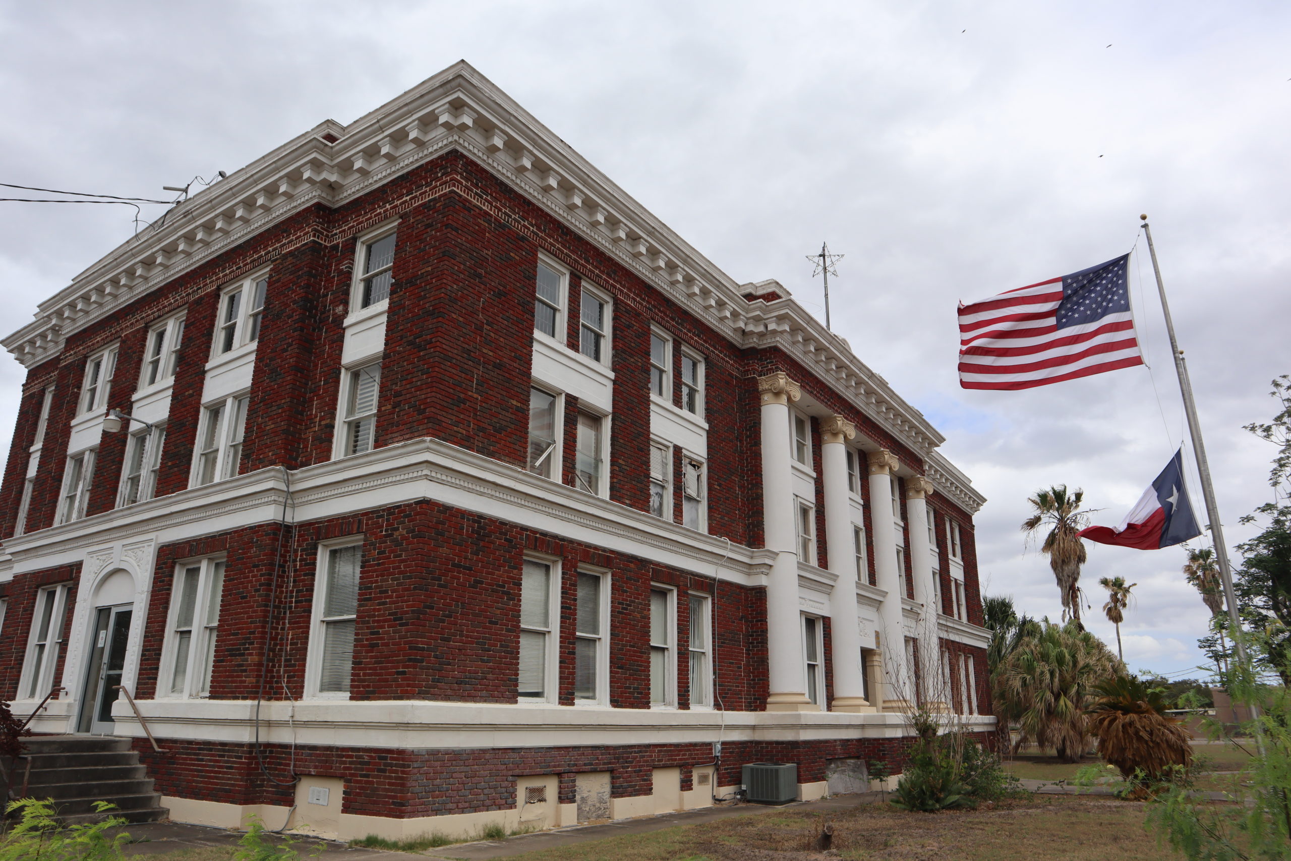 Willacy County Courthouse (Raymondville) - Trey Wilson Real Estate ...