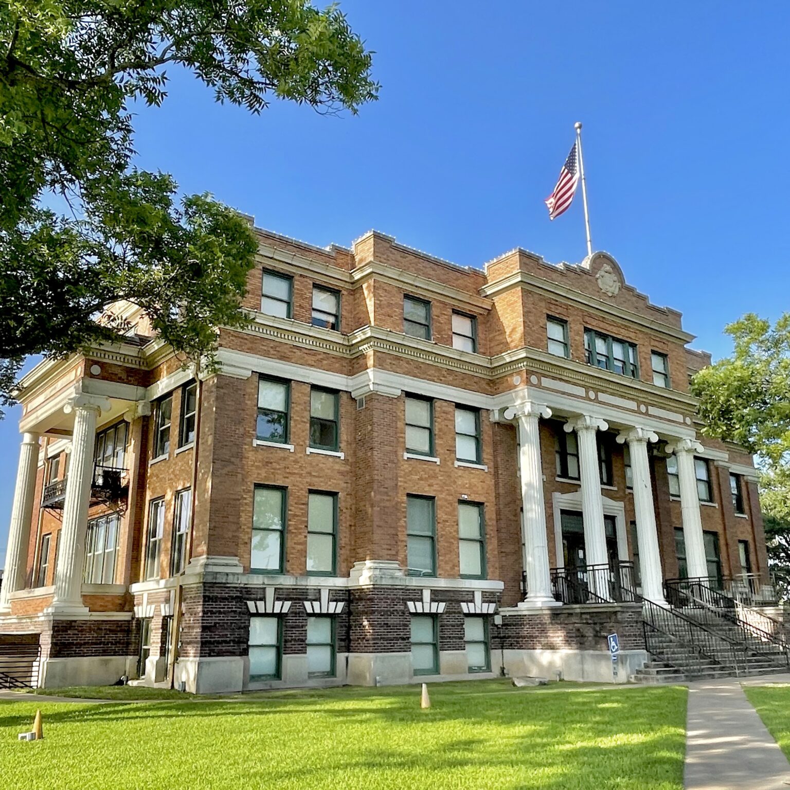 Freestone County Courthouse (Fairfield) - Trey Wilson Real Estate ...