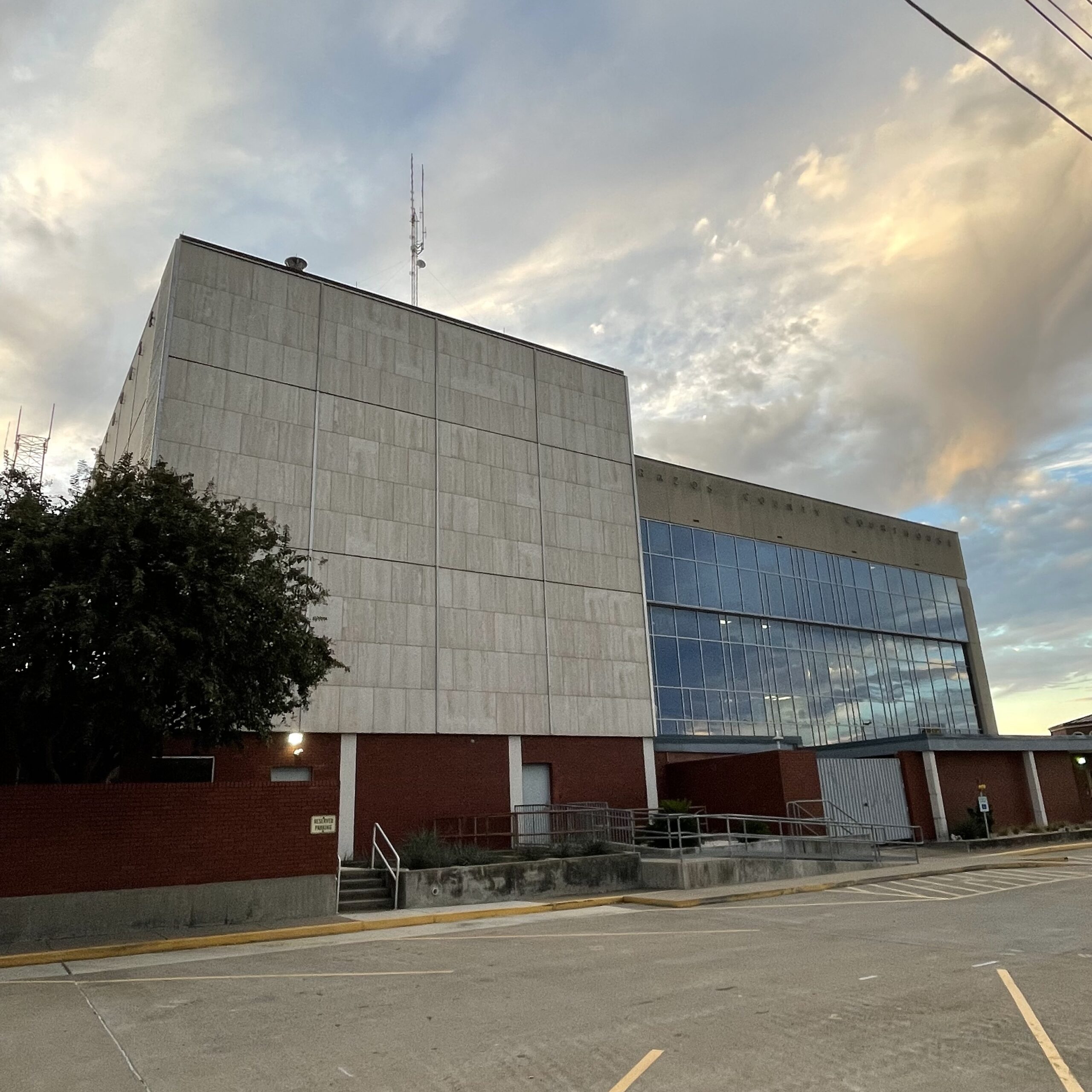 Brazos County Courthouse (Bryan) - Trey Wilson Real Estate Attorney San ...